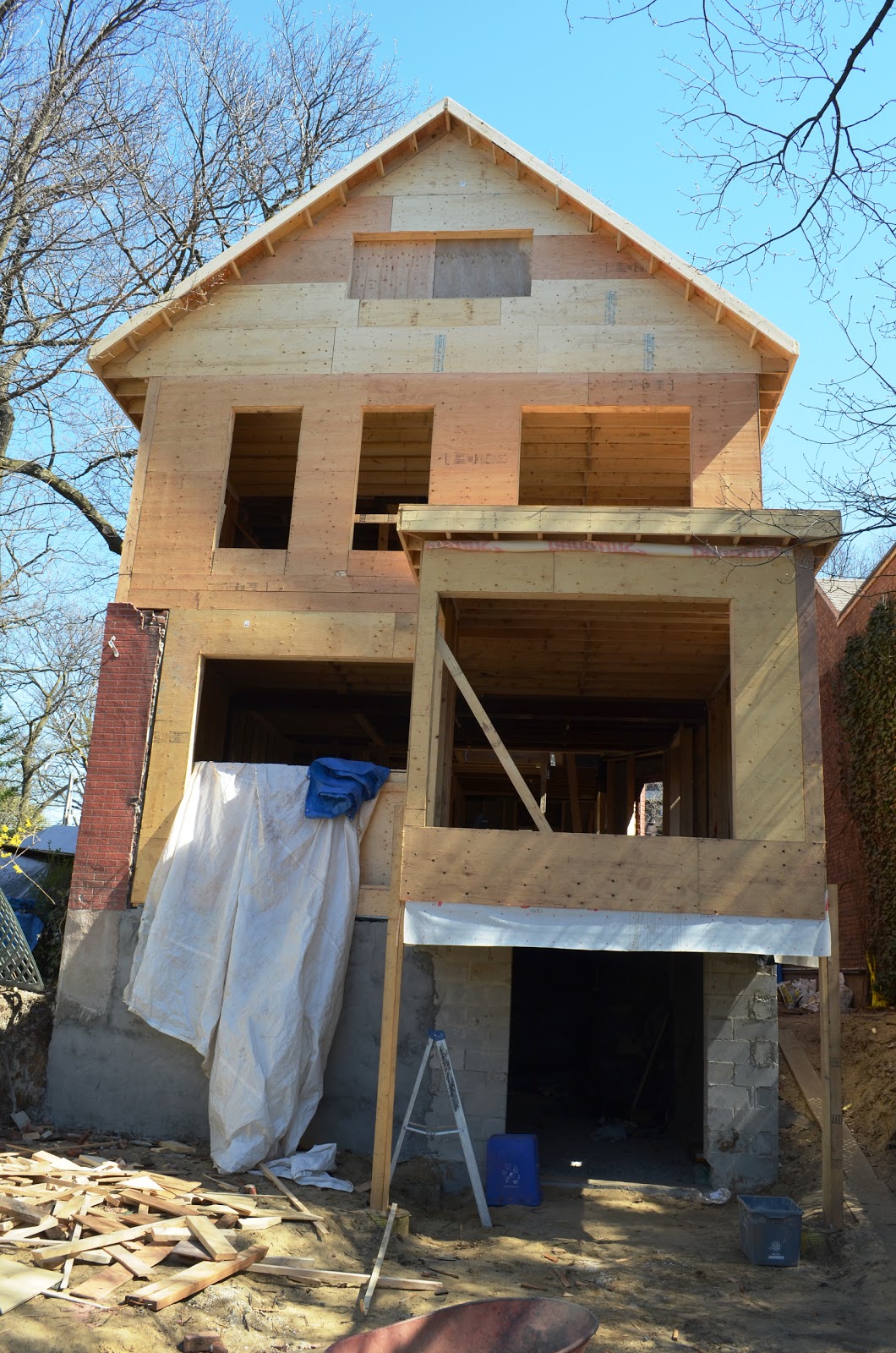 The Bennett House: April 2012