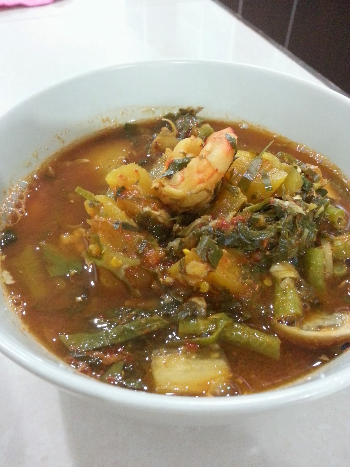 miawmiaw.com: Nyonya Perut Ikan