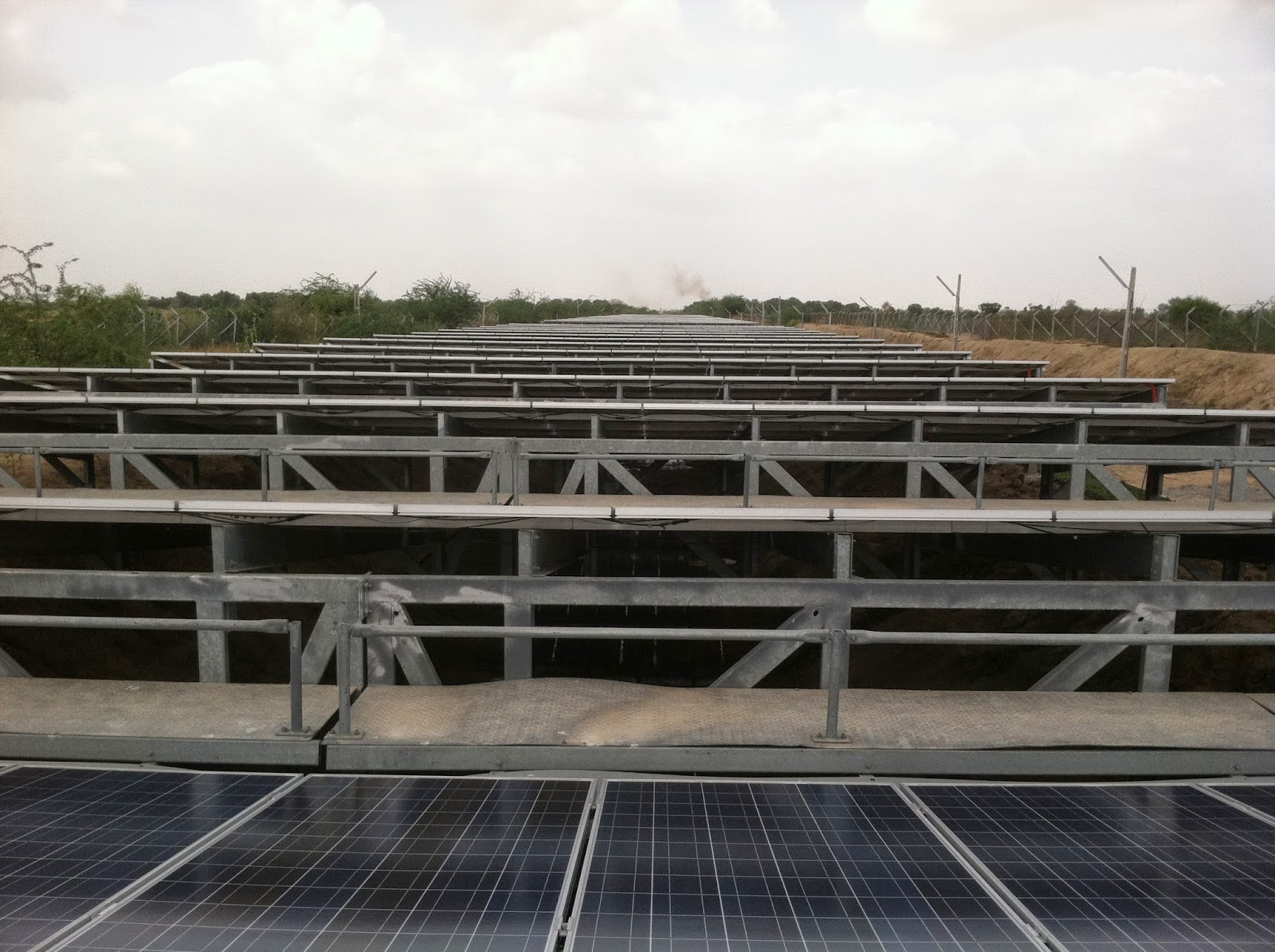 1 MW Narmada Canal Solar Power Plant