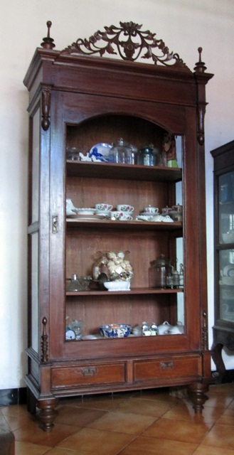 Maestro Antik Purwokerto: Almari Kaca Antik/ Frontcase (AL107) SOLD