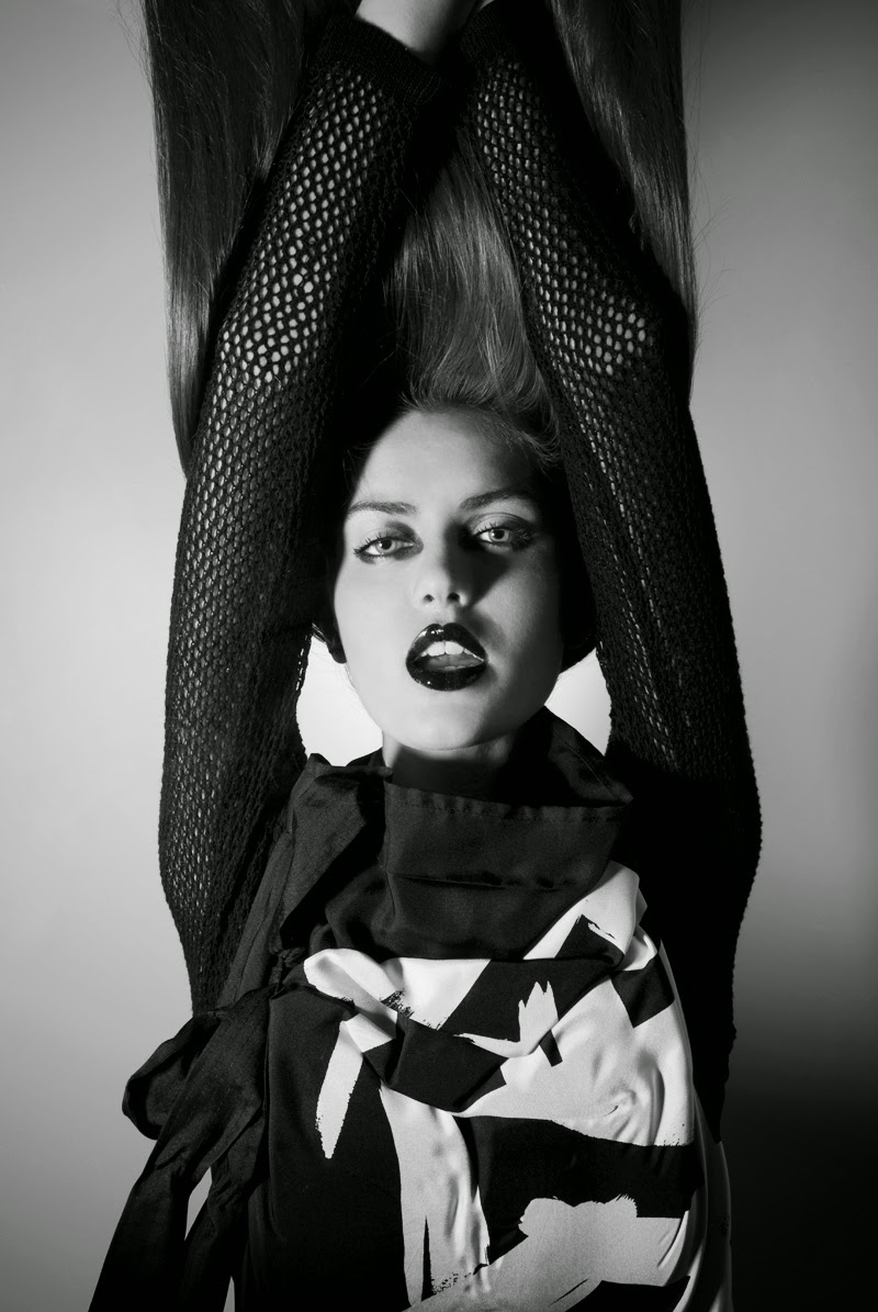 Dallys Models: TALIA RICHMAN FOR BLACKLOG