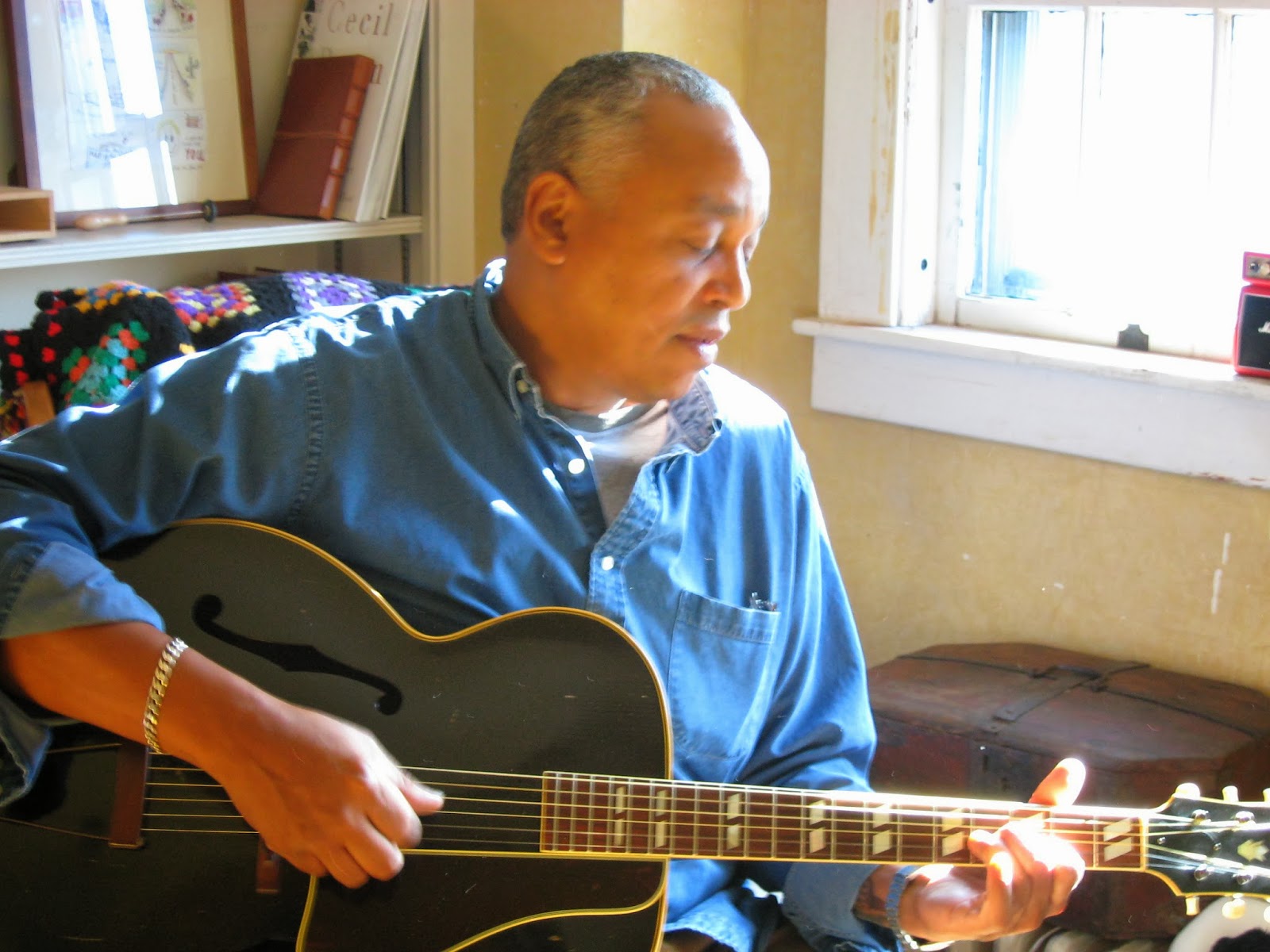 David Scott - "Dark Blue Grass" : CT Indie