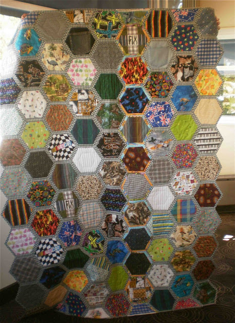 Weekly Dispatches 17 May - Aussie Hero Quilts (and Laundry Bags)