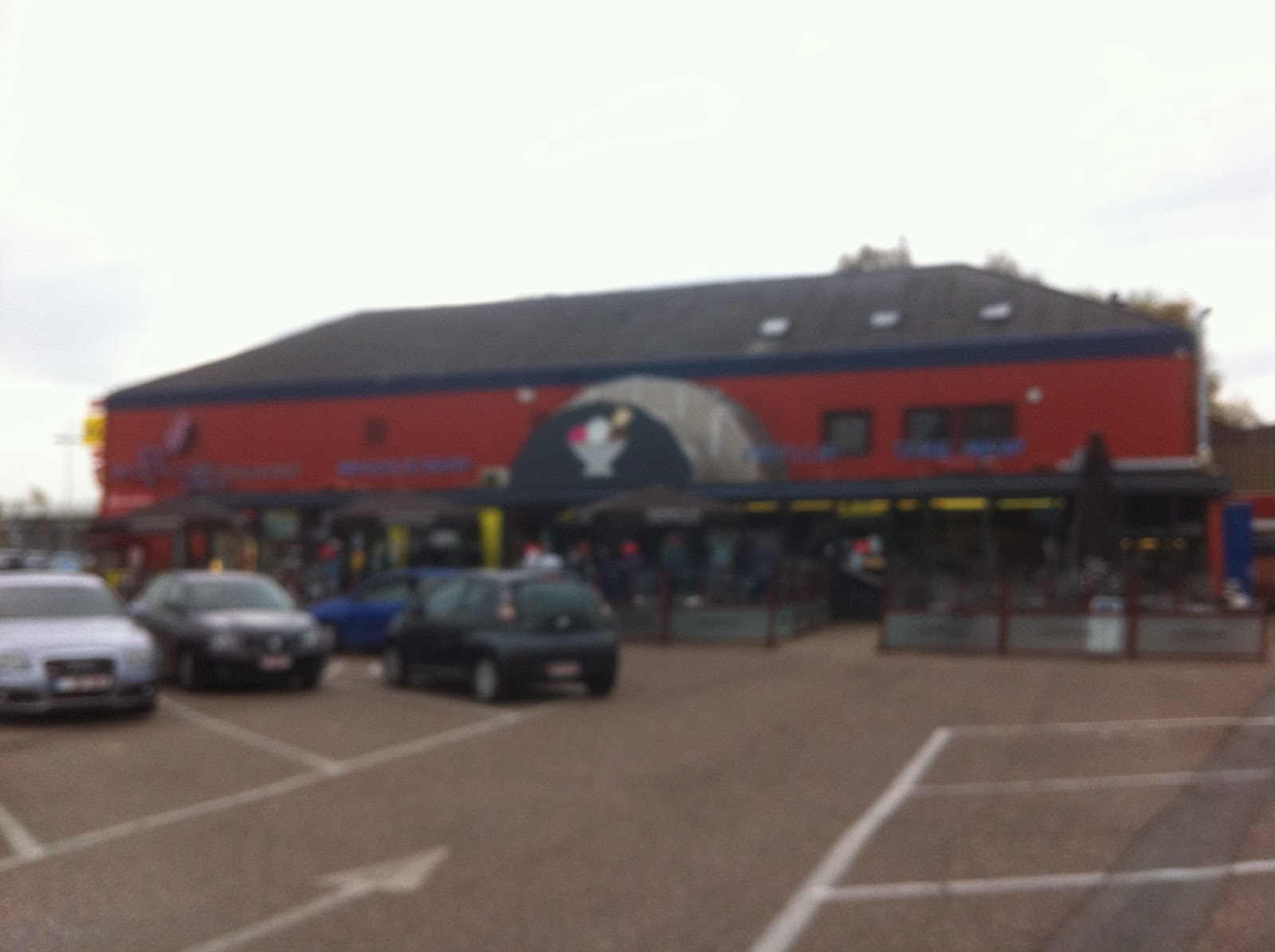 Sanders Go Sightseeing: Tongeren, Belgium (Antique Market)