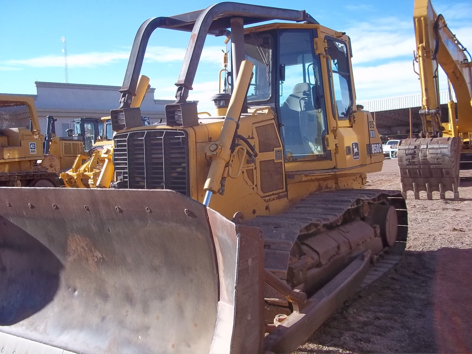 MAQUINARIA AGRICOLA INDUSTRIAL: Bulldozer Topador CAT 850C