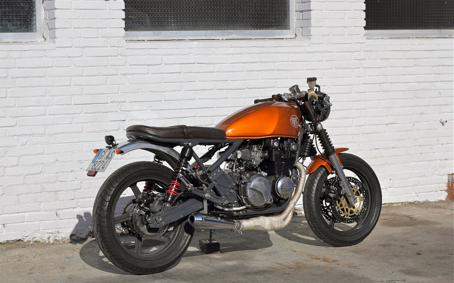 Zephyr 550 by ÑRT Classics - Inazuma café racer