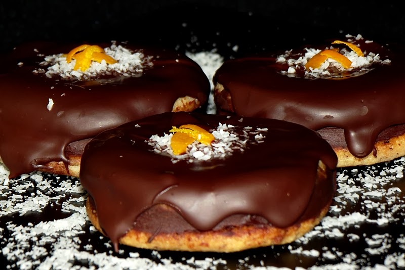 Islere cu crema de ciocolata - CAIETUL CU RETETE