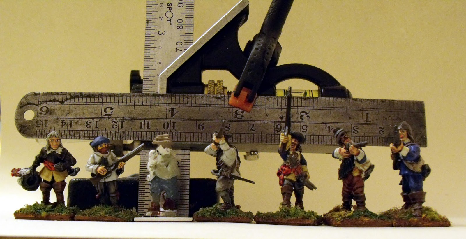 Mitch's Wargaming and Modelmaking: ECW Figure Size Comparison