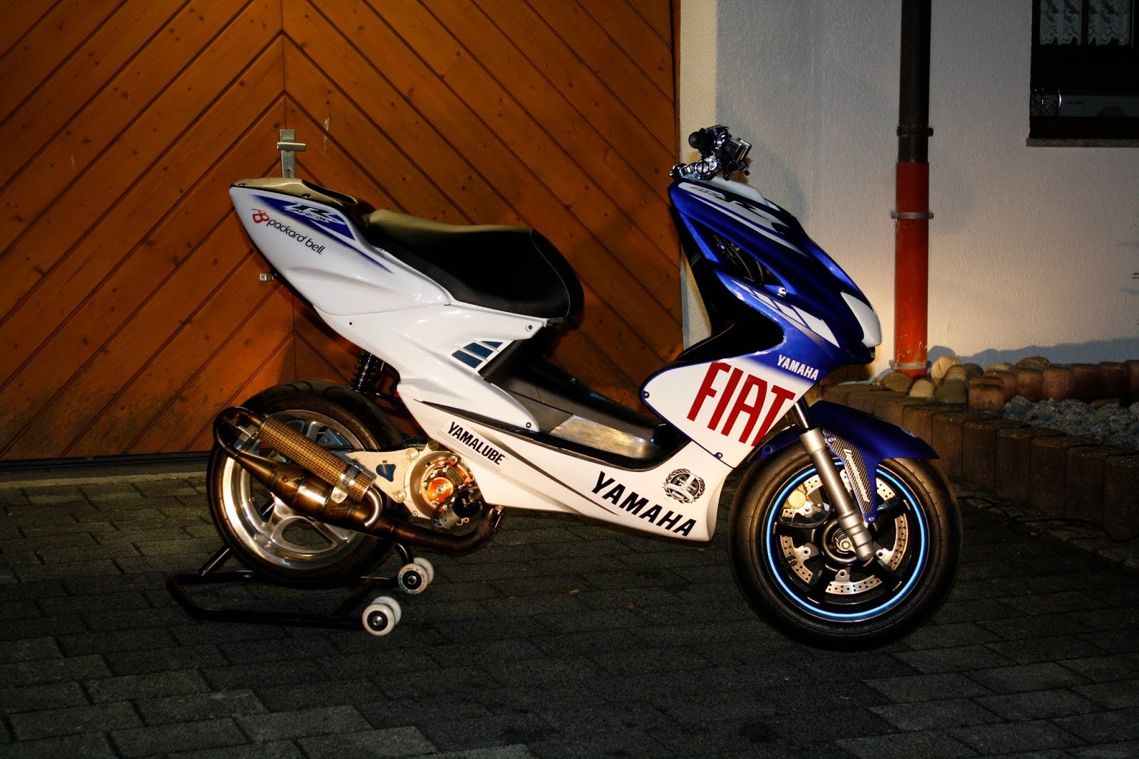 EL BLOG DE DIEGO: YAMAHA AEROX 50cc