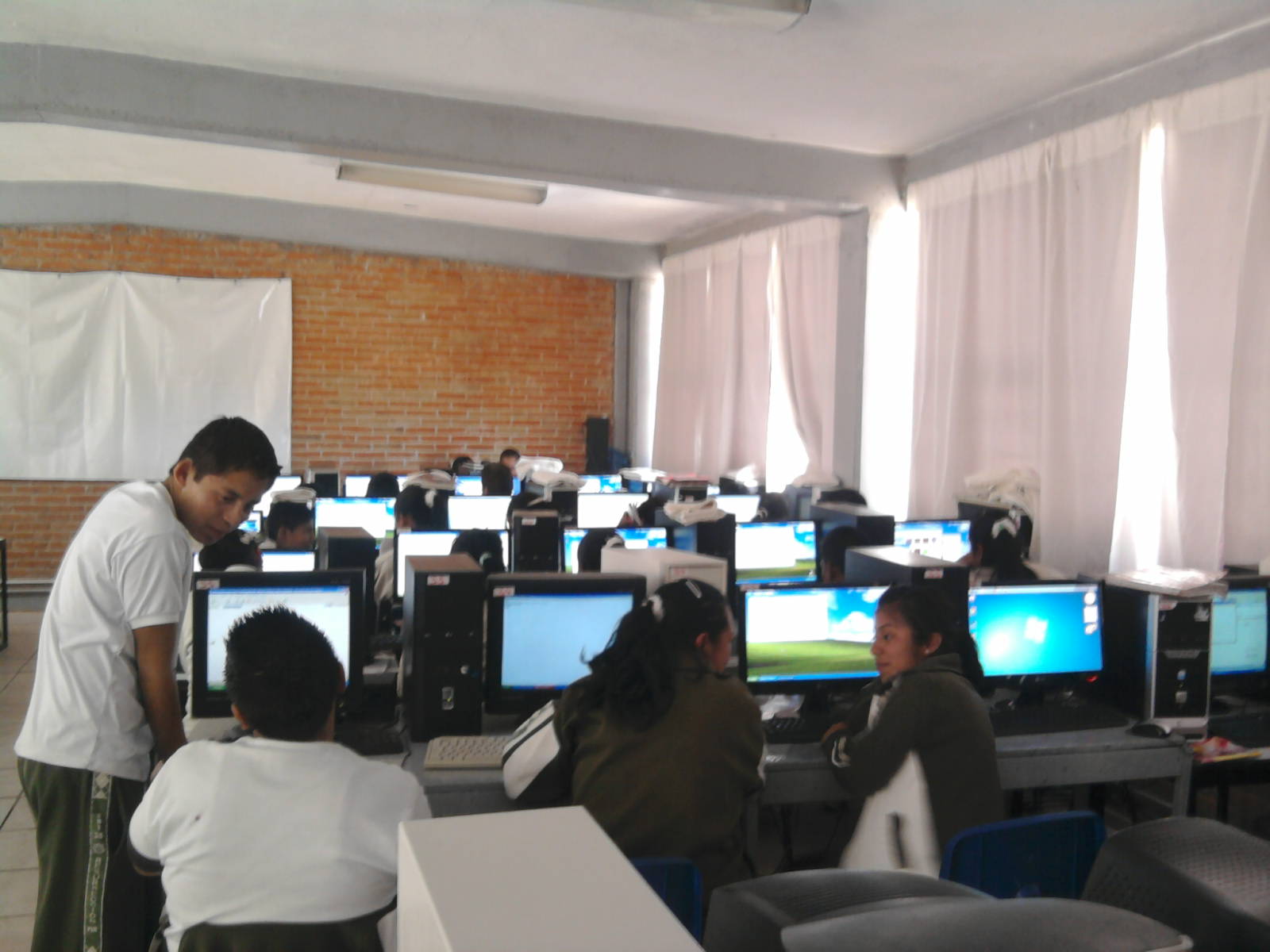 BLOGGER TECNICA 35: El taller de computación