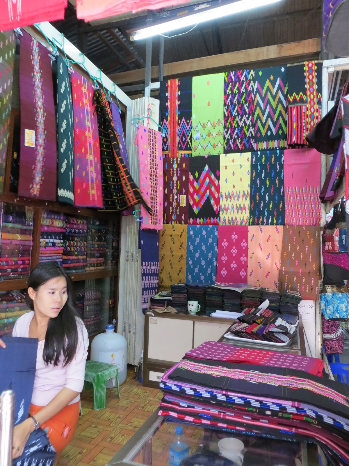 A Sisterhood of [elastic waist] Traveling Pants: Last stop Myanmar