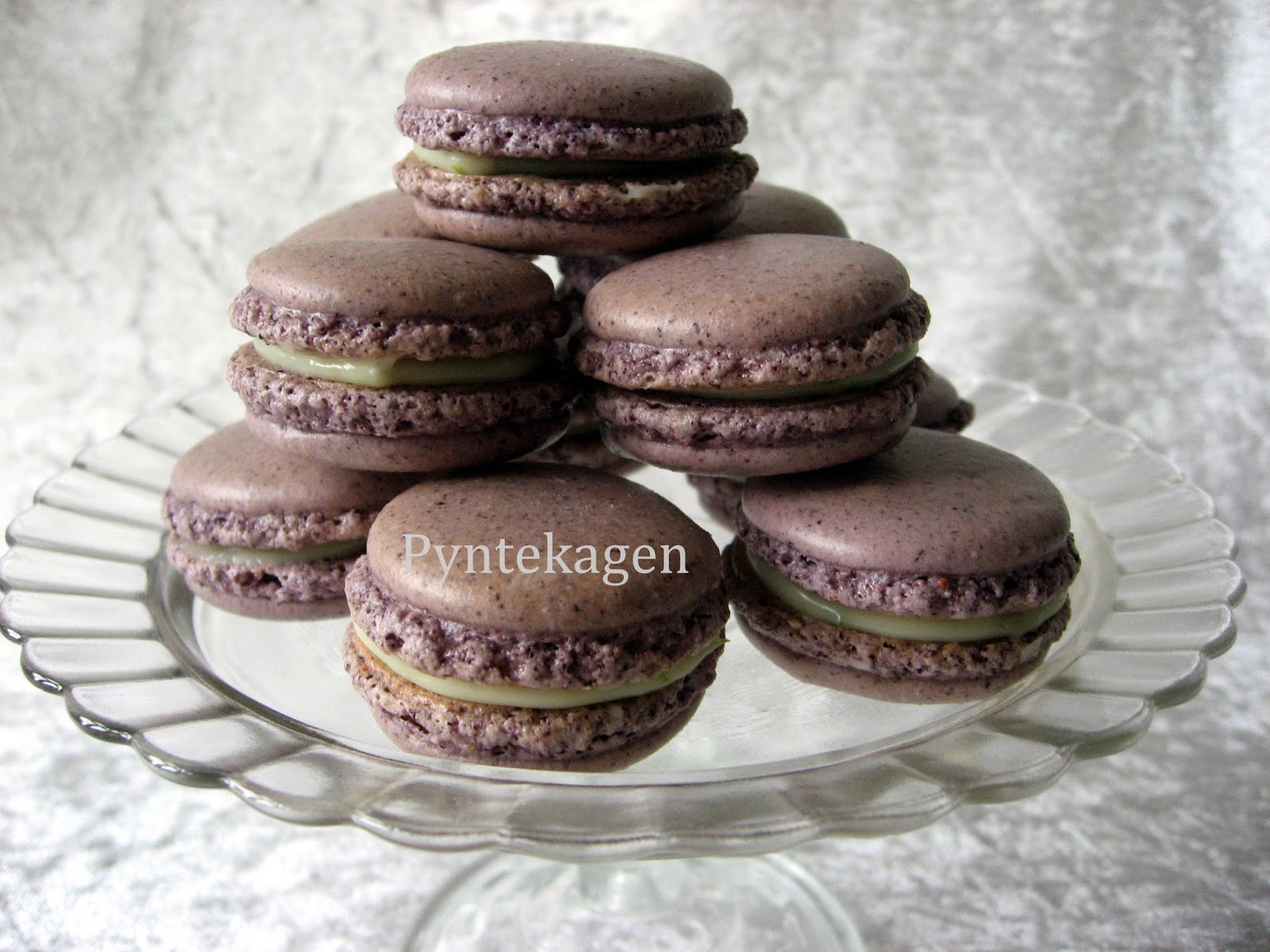 PynteKagen: Blåbær macarons med limeganache (opskrift)