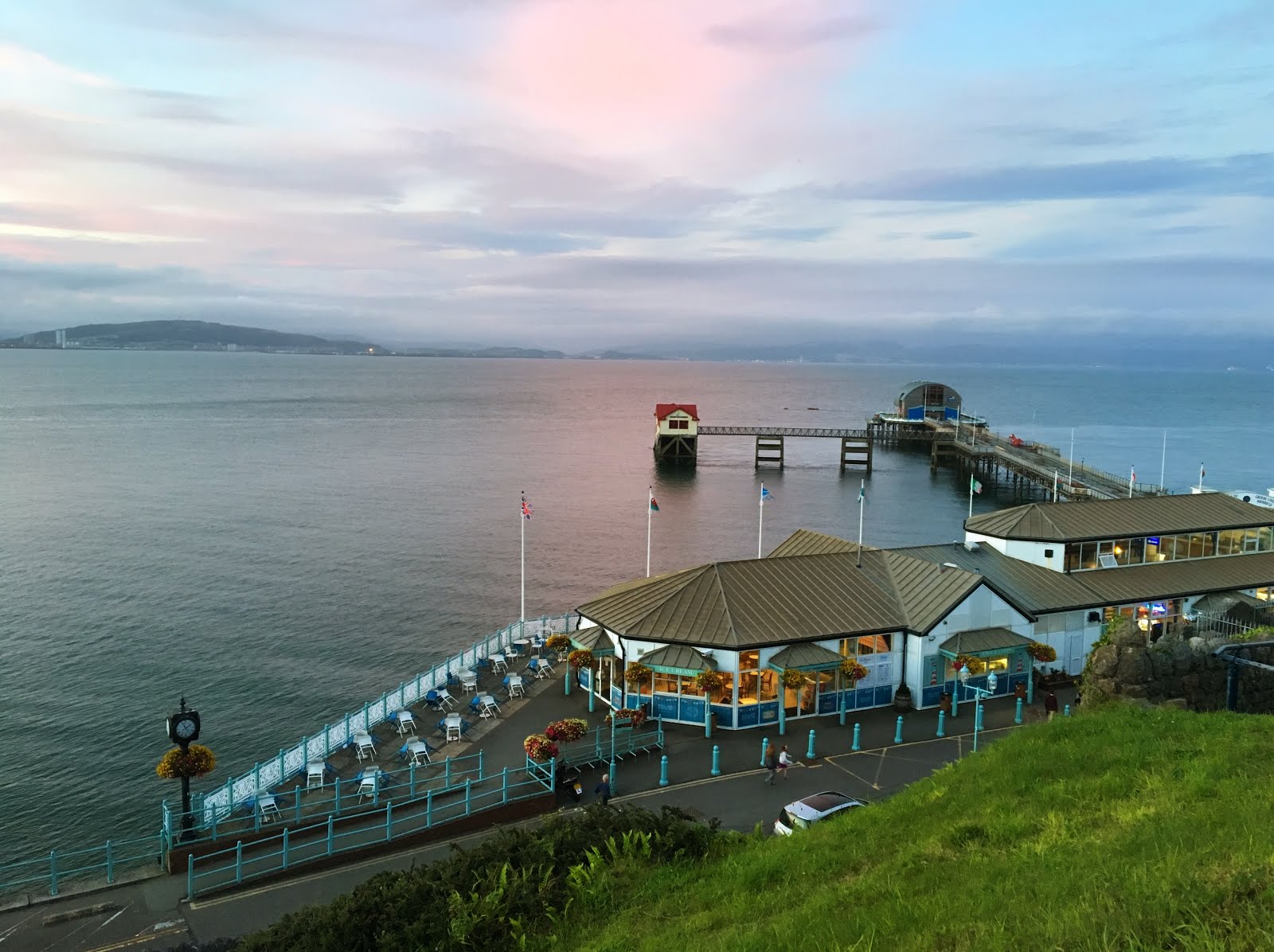 Jim's World: Mumbles pier