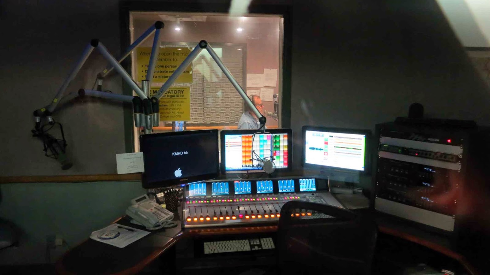 The ZehnKatzen Times: [pdx] KOPB Open House, Complete With Celebrity ...