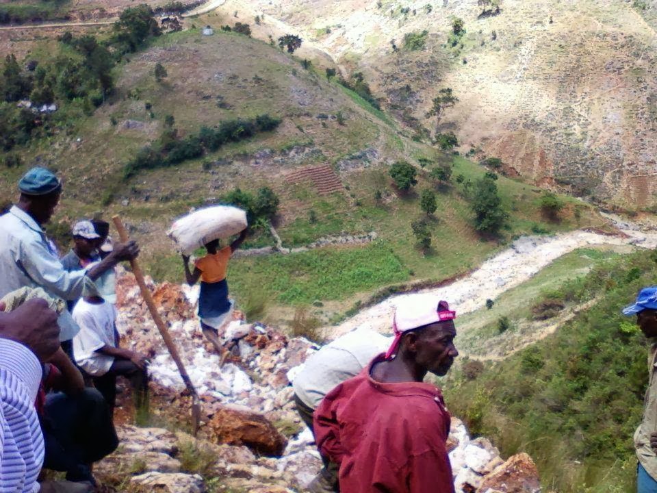 Les Antilles et la diaspora : TROU ROCHE HAITI