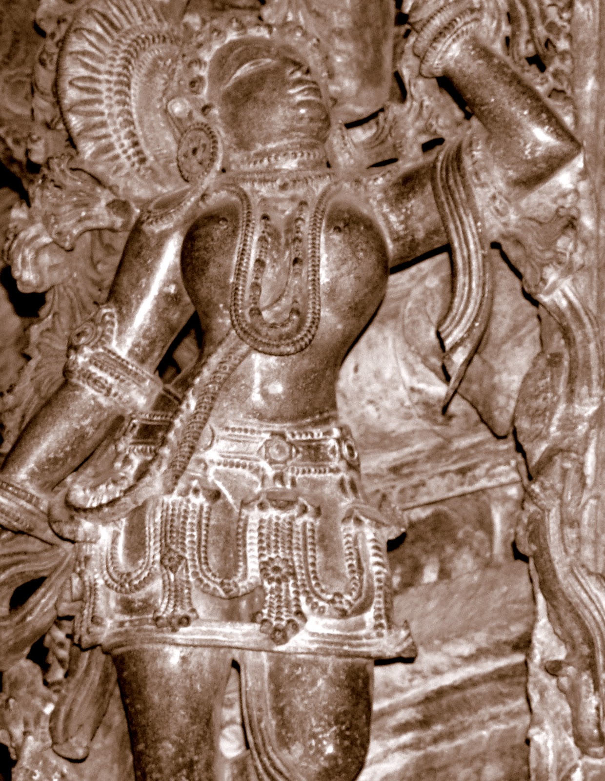 Swami's Thoughts and Explorations: Beautiful Hoysala for Your Eyes