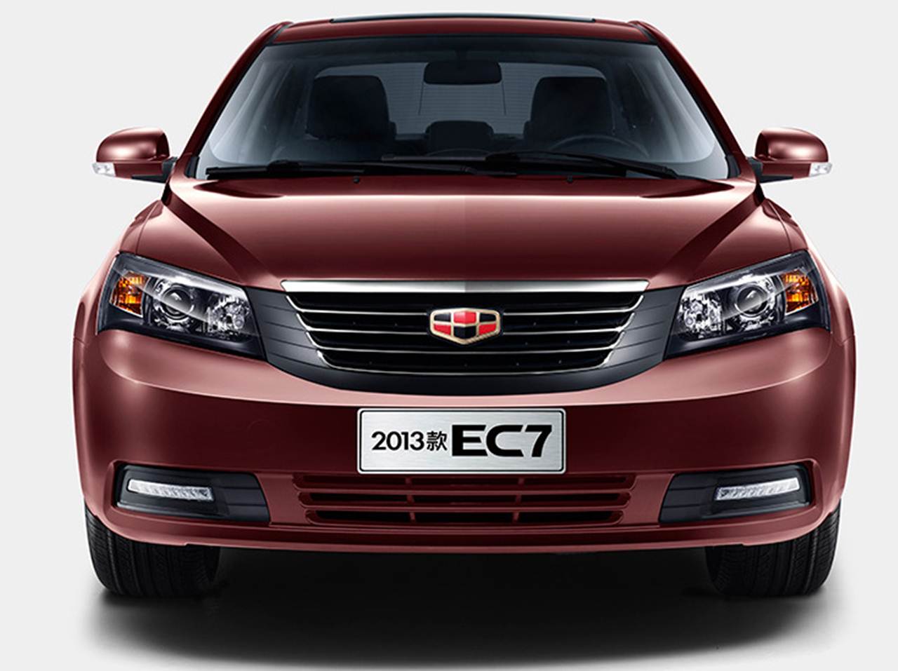 Geely, dona da Volvo, chega em janeiro com o sedã EC7