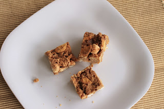 Cookie Jar Treats: Fluffernutter Fudge Squares