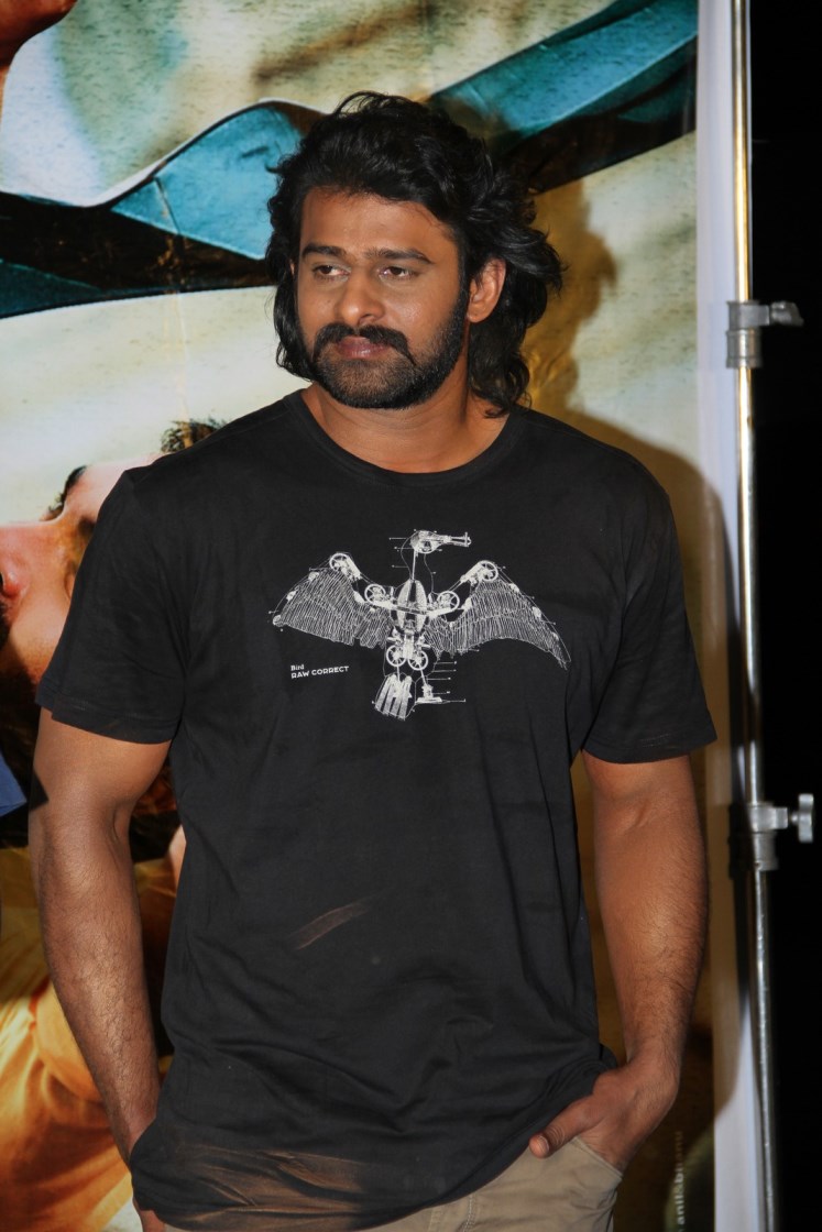 PrabhasMyHero Blog: 7 Interesting facts about ‘Baahubali’ star Prabhas