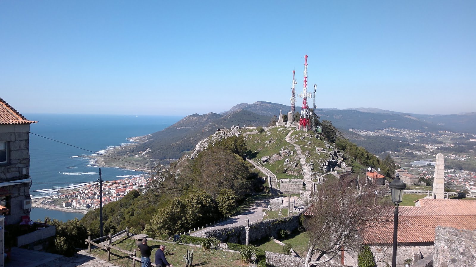 Descubriendo Galicia: En dirección al Castro de Santa Tegra