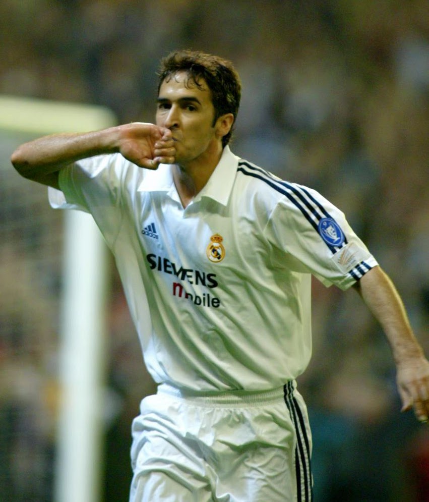 Raúl7Capitán7: Dos goles de Raúl entre los mejores de la historia UEFA