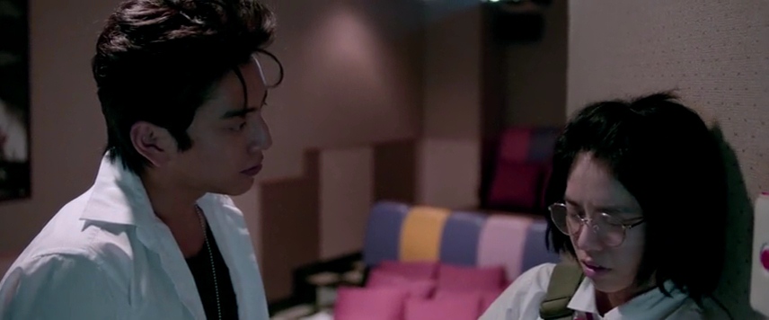 [Review] Recommended Taiwanese Movie : Our Times (2015) ~ Clover Blossoms