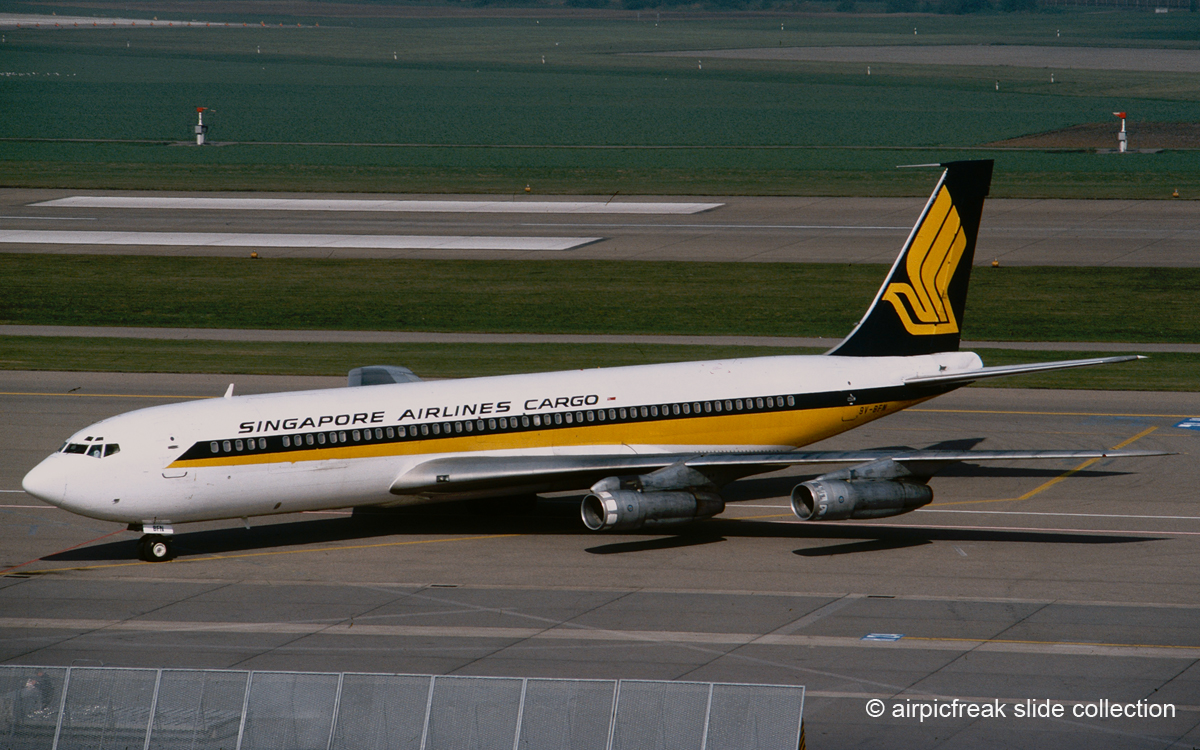 airpicfreak slide collection: Singapore Airlines Cargo Boeing B707-338C ...