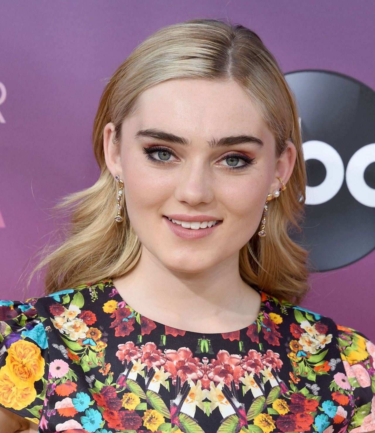 Starlet Arcade: Meg Donnelly age