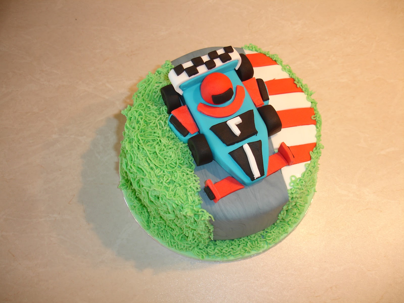 Love for Sugar: Formula 1 cake