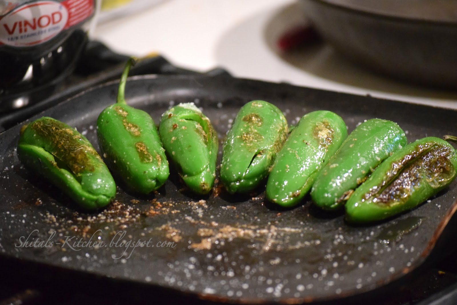Shital's-Kitchen: Chiles Toreados