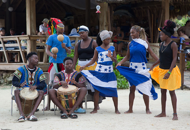 Shadows & Light: Roatan, Honduras