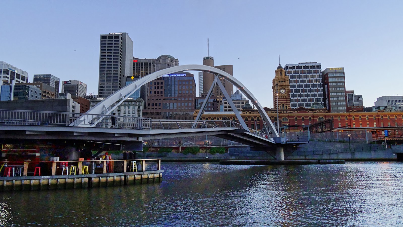 NixPixMix: PEDESTRIAN BRIDGE, MELBOURNE