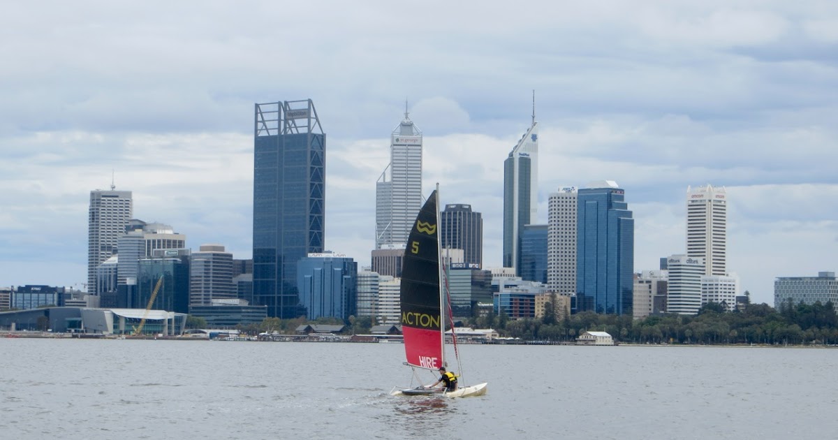 Perth Observer: Perth Funcat Catamarans