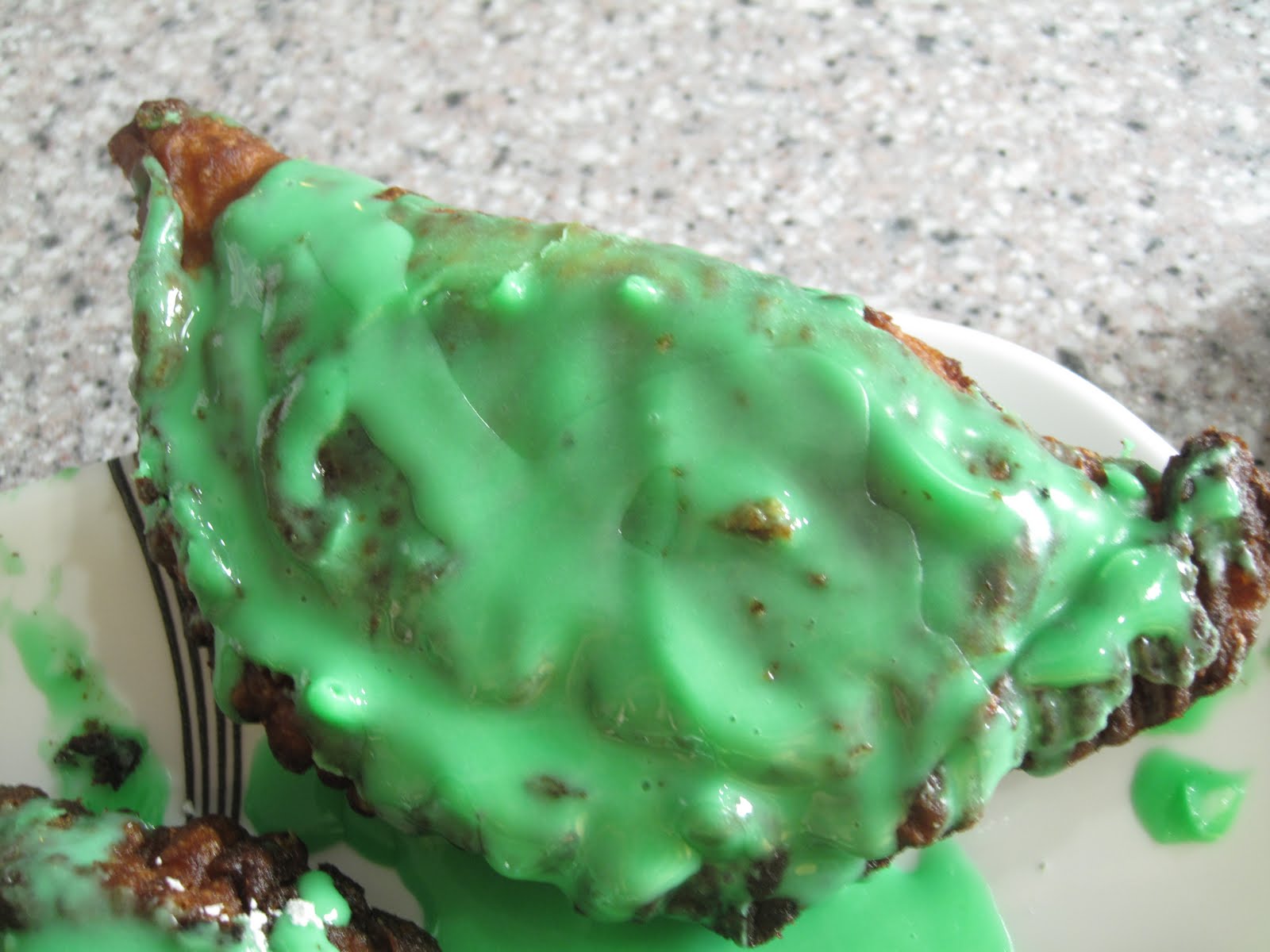 Chemgal Cooks: Ninja Turtle Pudding Pies