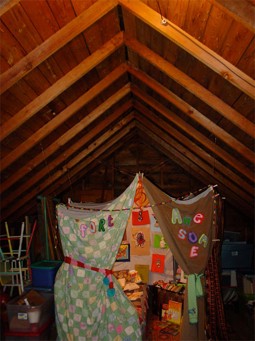 Quinte Family Resource Guide: Blanket Forts!