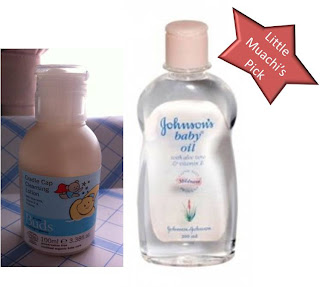 Little Muachi & Me: Baby Dandruff?