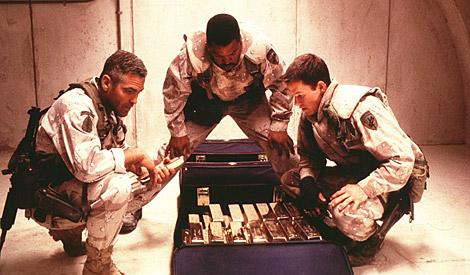 The Flick Chick: Review: Three Kings (1999)