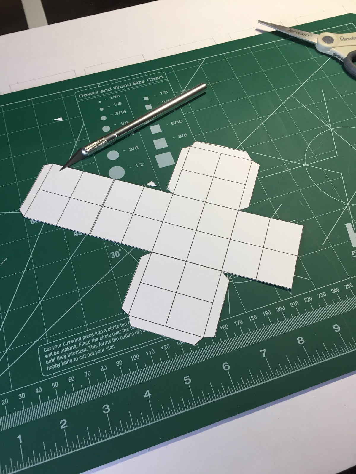 Roans 3D Object Design Blog: Papercraft Prototype V1