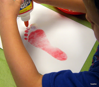 Tippytoe Crafts: Marshmallow Toes