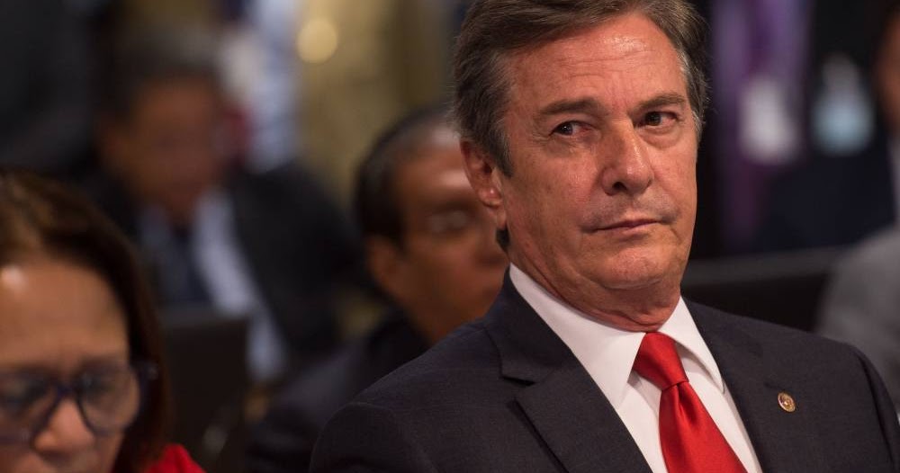 "HERÓI" DOS ANOS 90, FERNANDO COLLOR É RÉU NA OPERAÇÃO LAVA JATO