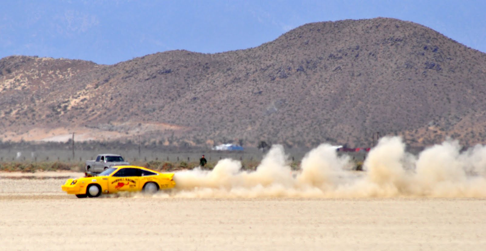 Just A Car Guy: May 14 2011 at El Mirage, dry lakes racing from start ...