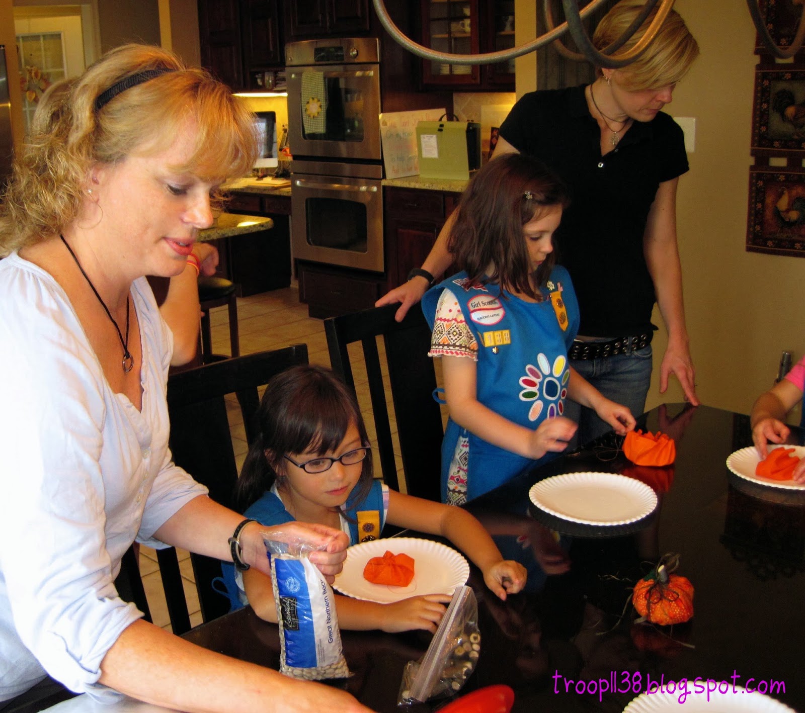 Girl Scout Troop 1138: Juliette Low Bday, Pumpkin Craft