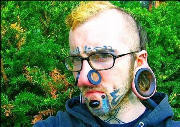 HTC Sensation: Crazy Body Modifications Pictures - Part 2