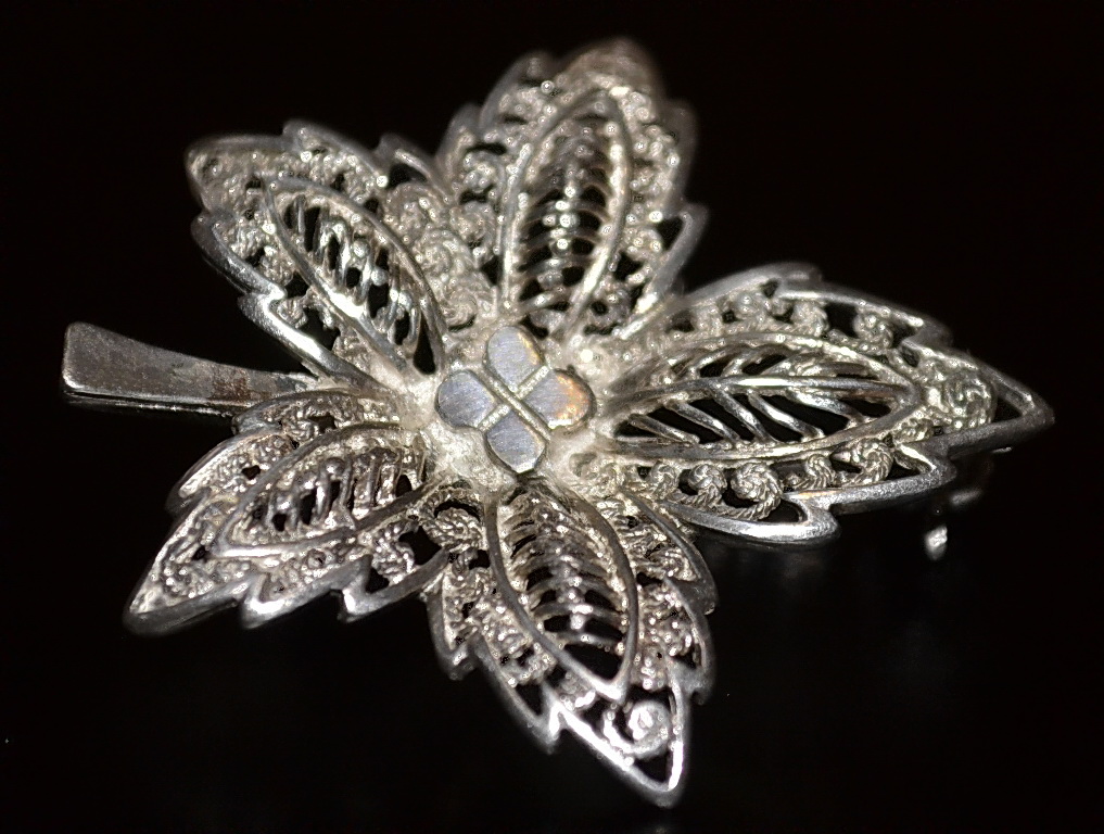 Amelie Deco Vintage: Brose de argint