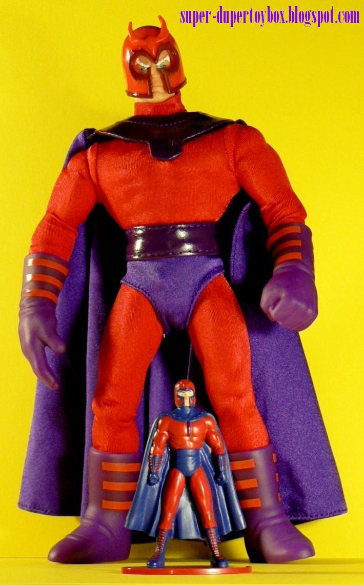Super-DuperToyBox: Famous Covers Magneto by ToyBiz