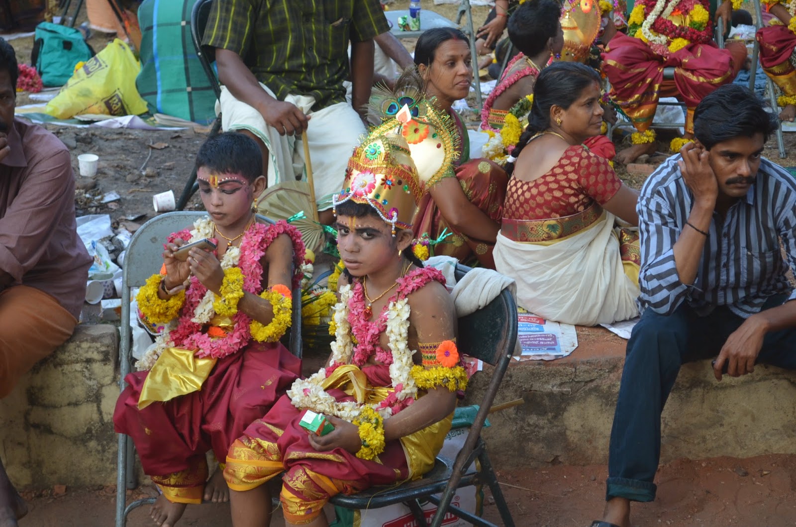 Attukalpongala: Attukal pongala : Kuthiyottam photos