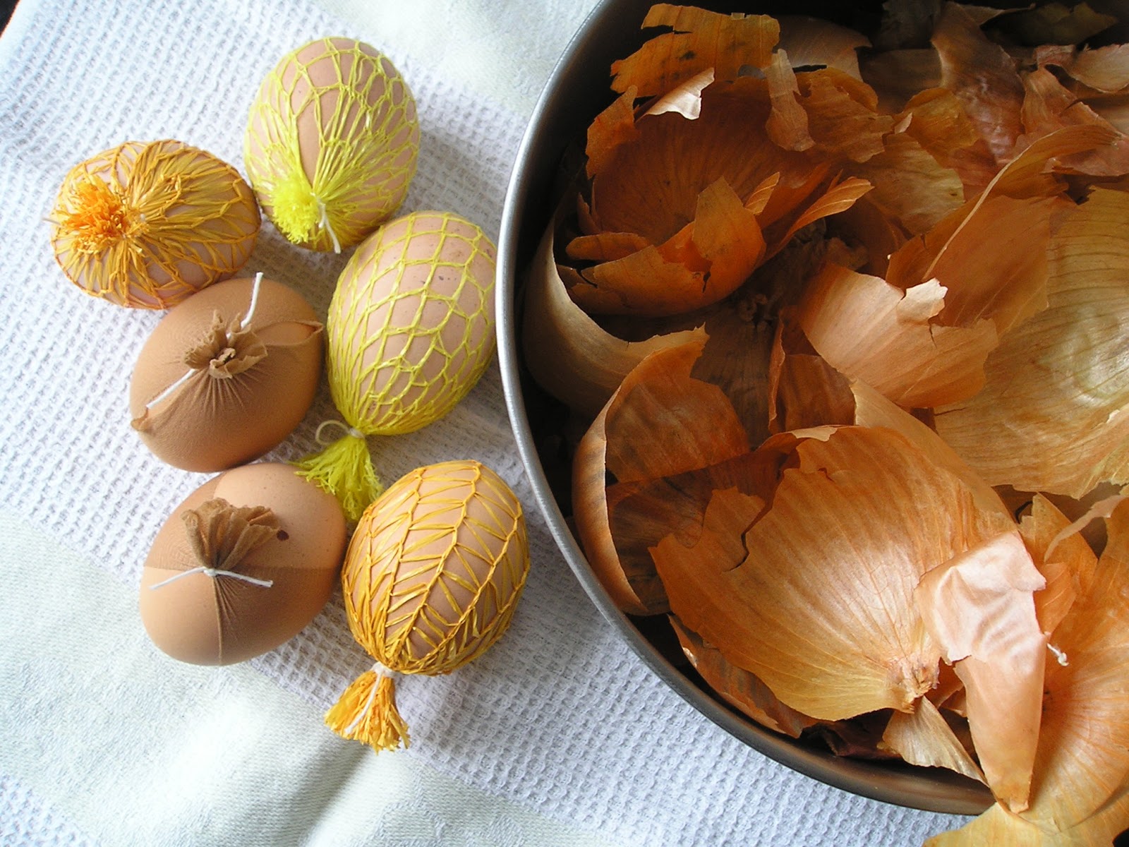 Probaj ovako!: Uskrsno ukrašavanje jaja i nekoliko zgodnih ideja :)