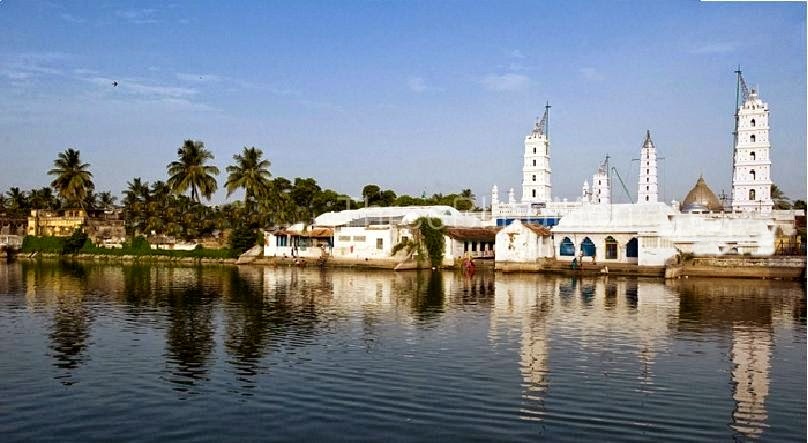 Famous Nagore Durgah, mystic Sufi saint and Thanjavur secular rulers