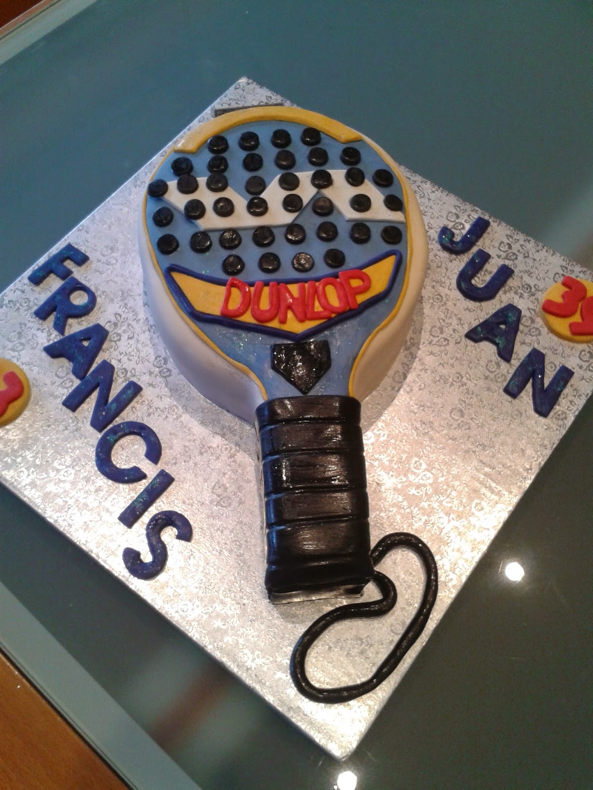 Pasteles Per Tutti | By MariCakes: TARTA RAQUETA DE PÁDEL