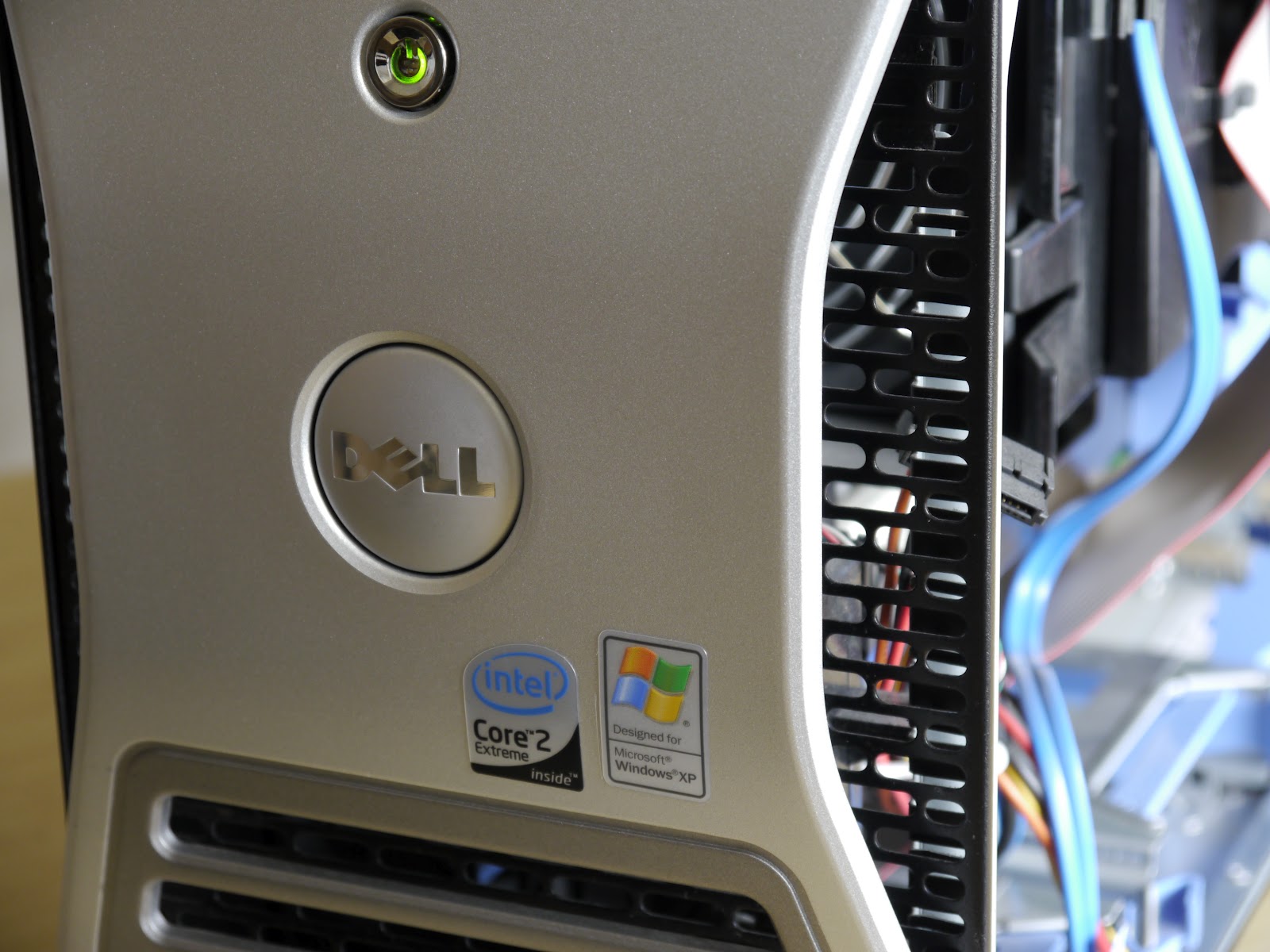 DELL Precision T3400 с Core 2 Extreme QX9650 | Retro-PC-Mania - ревюта ...